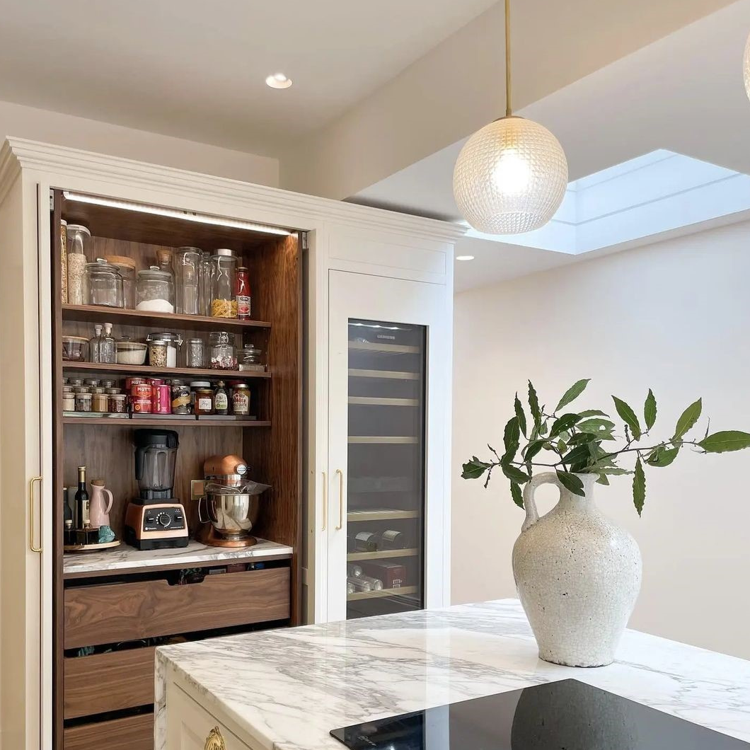 Karo Diamond Cut Clear Glass Round Pendant Lamp - SMITH&SMITH